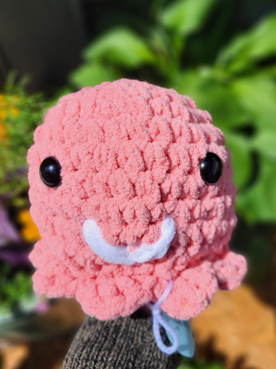 Extra Large Pink Sparkle Octo by Sarah Turner – The Pearl of Door County